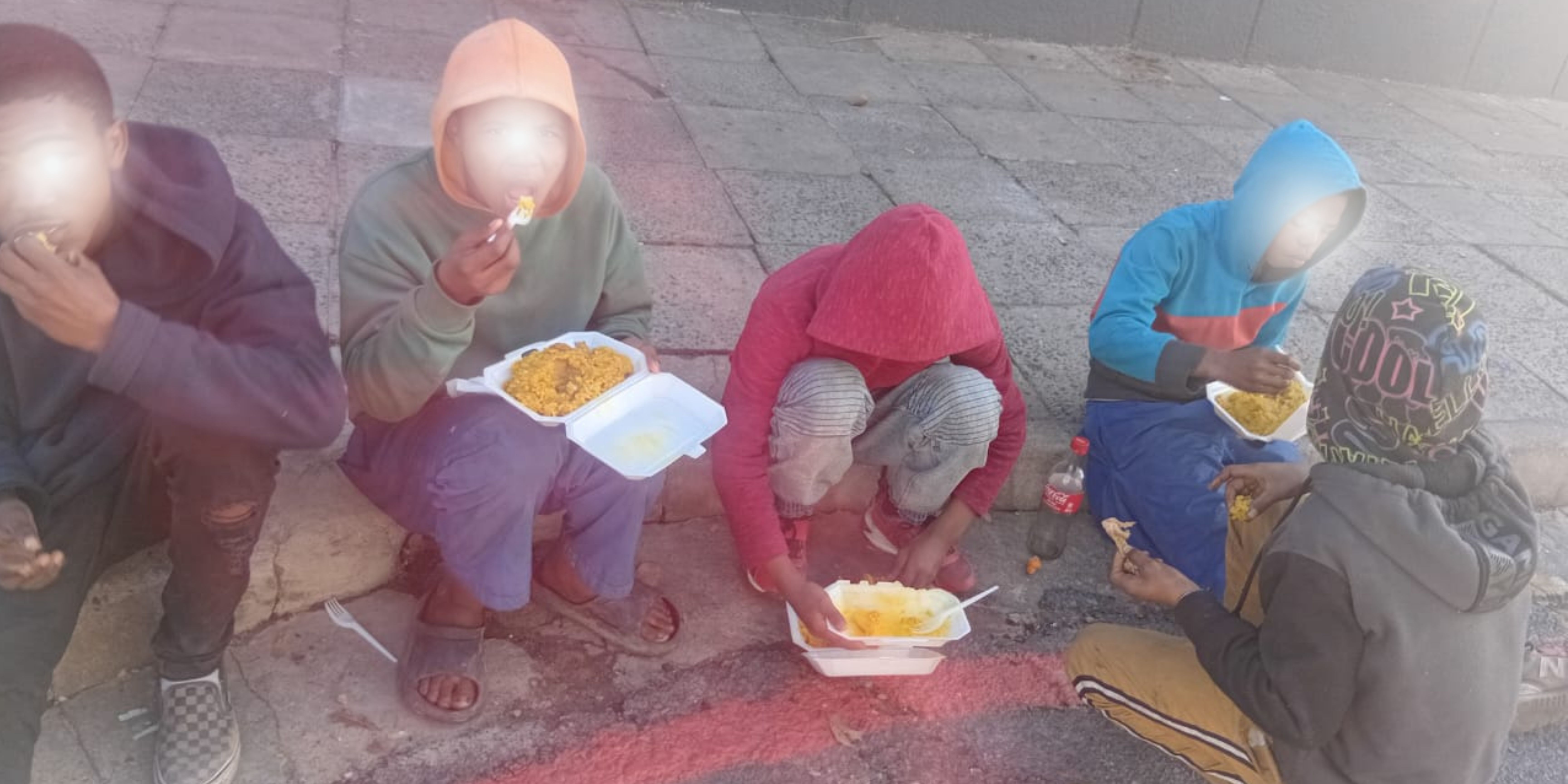 Feel Good: Wellingtonians Care for and Feed Children Wandering Streets ...